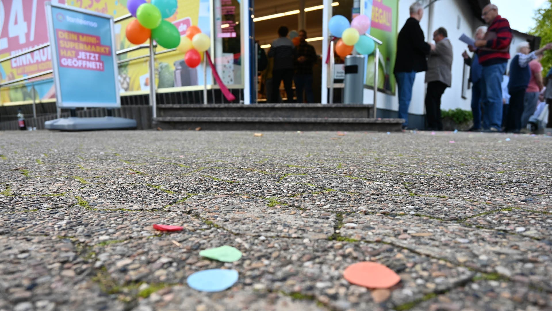Impressionen Eröffnung Tante Enso Sellstedt